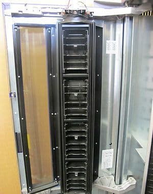 SUN StorageTek Model L700 Door Tape Loader SUN Tape Libary