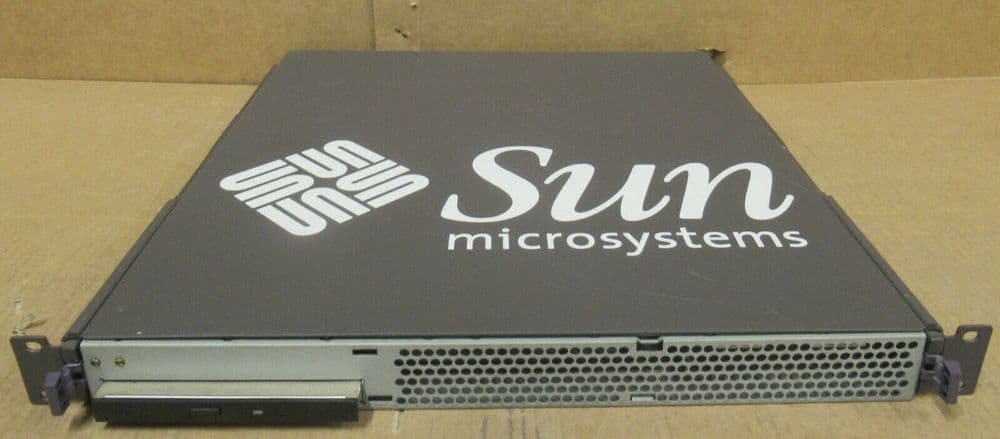 Sun SunFire V100 UltraSPARC IIe 500MHz 1GB Ram 1x Bay 80W PSU DVD Server