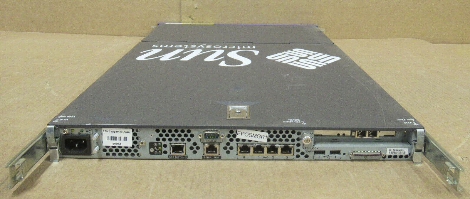 Sun SunFire V210 2x UltraSPARC IIIi 1 34GHz 2GB Ram LP8000 2x Bays DVD ...