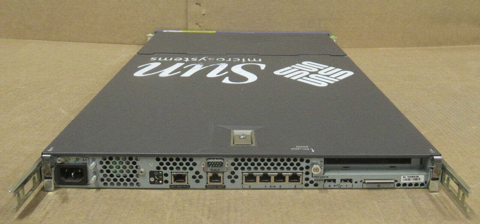 Sun SunFire V210 UltraSPARC IIIi 1 34GHz 2 x 3 5" Bays No Ram Server
