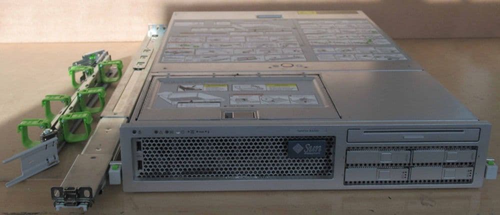 Sun SunFire X4200 2x AMD Opteron 2210 1 8Ghz 16Gb Ram 146GB Fire 2U Rack Server