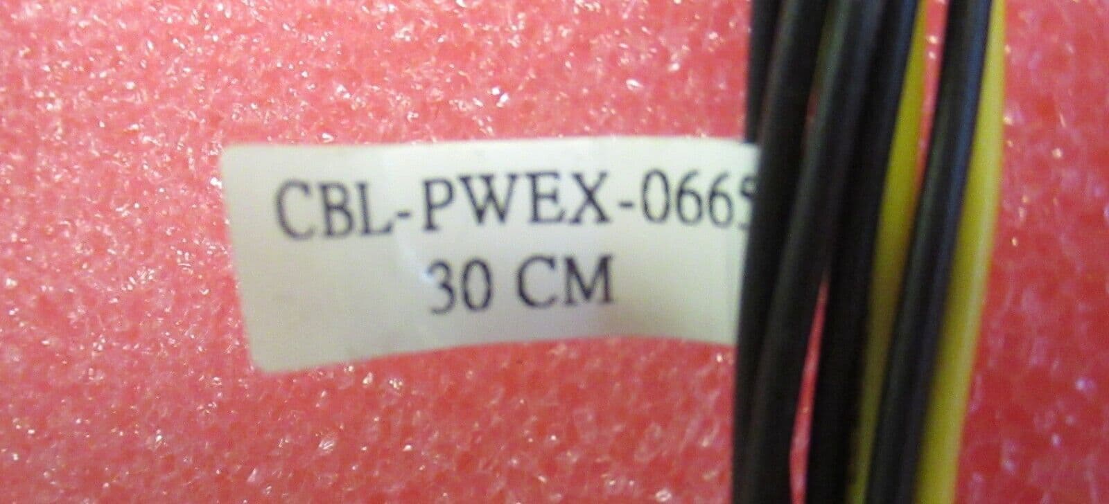 Supermicro 8-Pin CPU To 8-Pin PCIe 30cm GPU Power Cable CBL-PWEX-0665