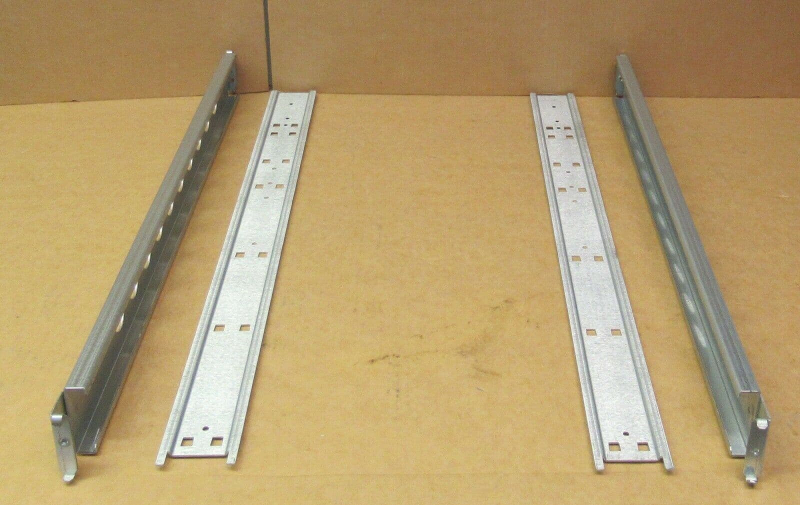 Supermicro Static Rails fits most 2U-4U Servers CSE-826 CSE-213 CSE-846 ...