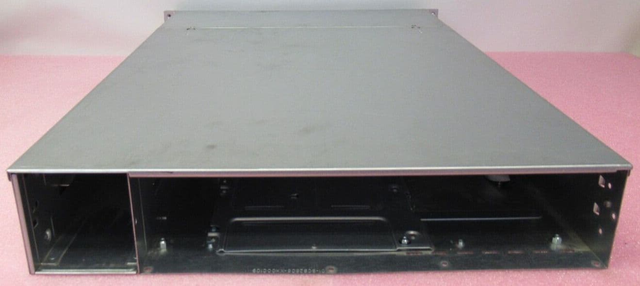 Supermicro SuperChassis CSE-826 12 x 3 5" Bay 2U Rack server NO Motherboard