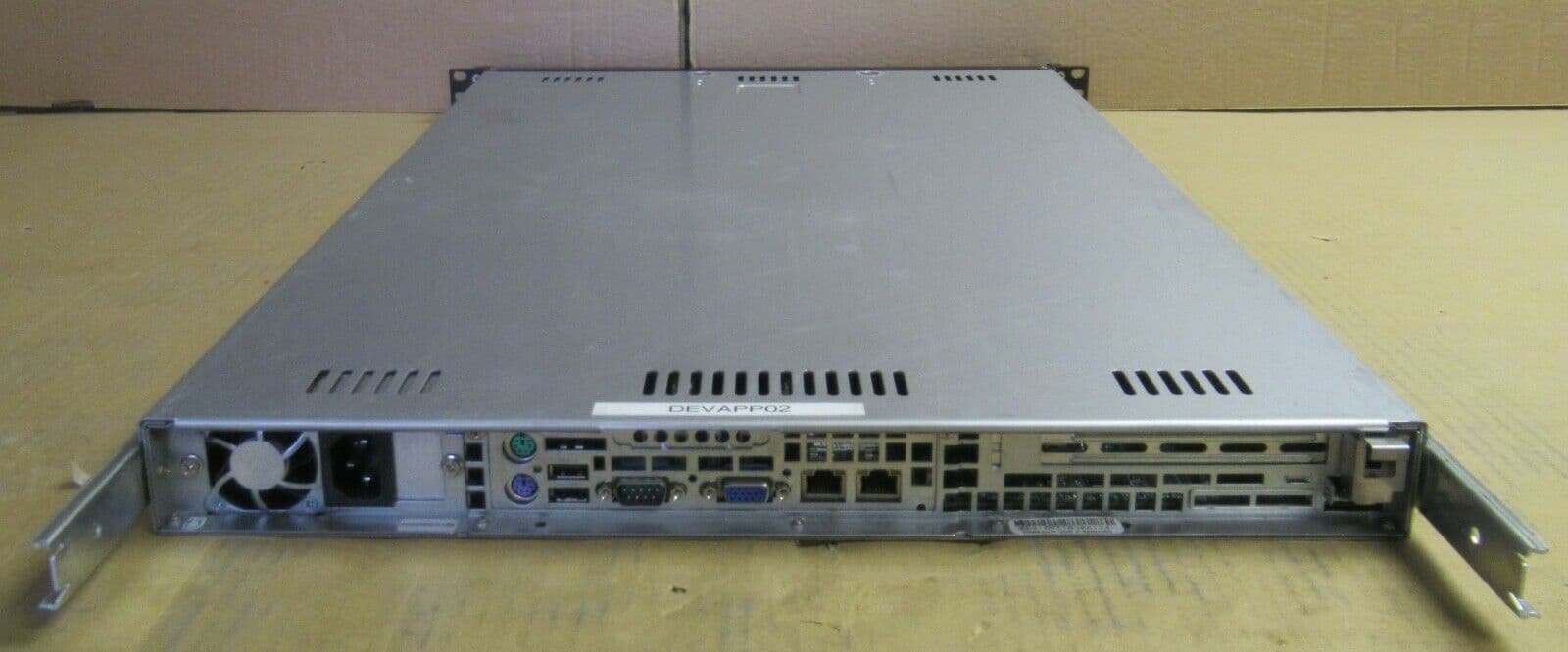 Supermicro SuperServer 6015V-T 1x Xeon E5450 3GHz 4GB Ram 2x SAS Bays ...