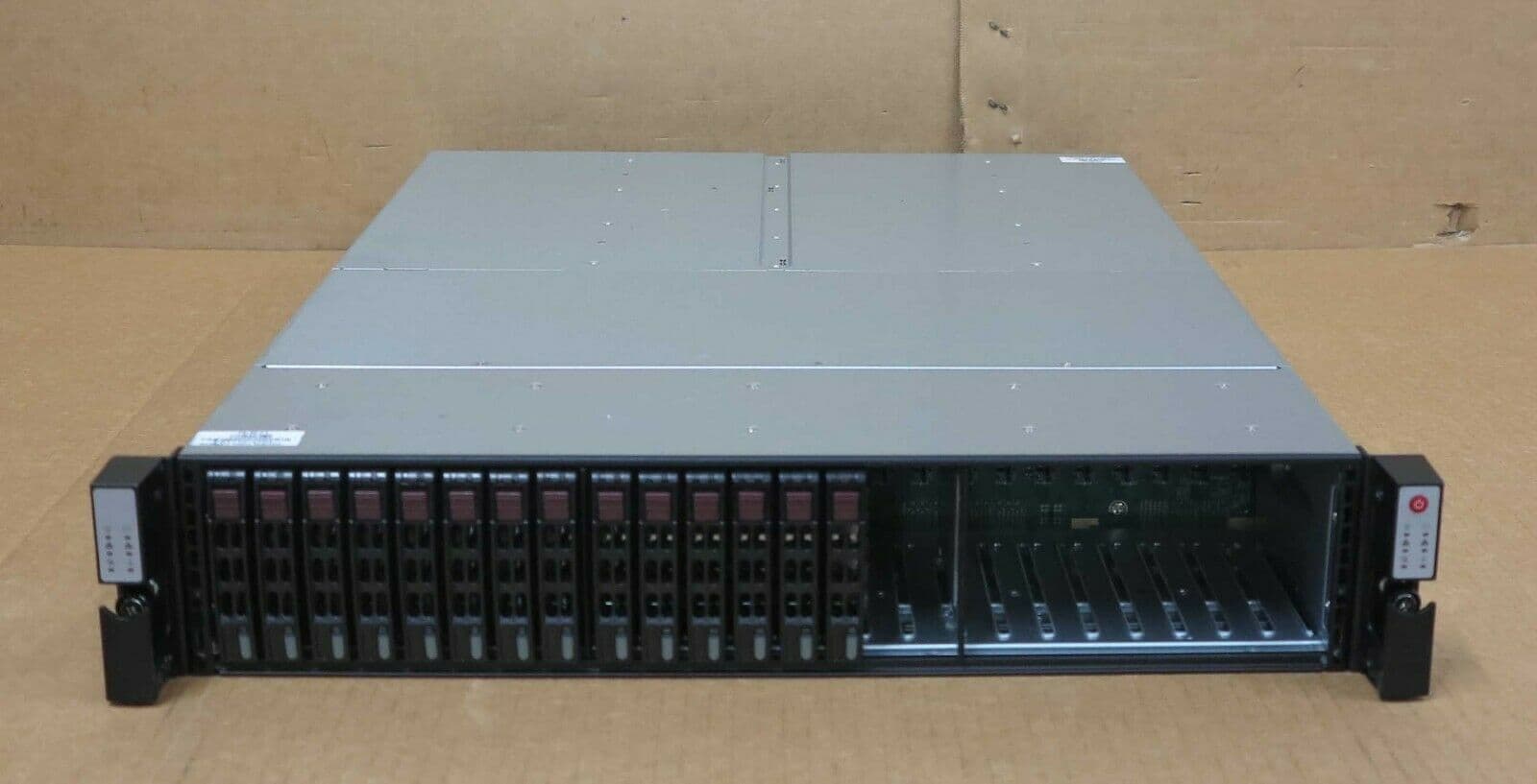 Supermicro SuperStorage JBOD 927R-E2CJB 24 bays with caddies
