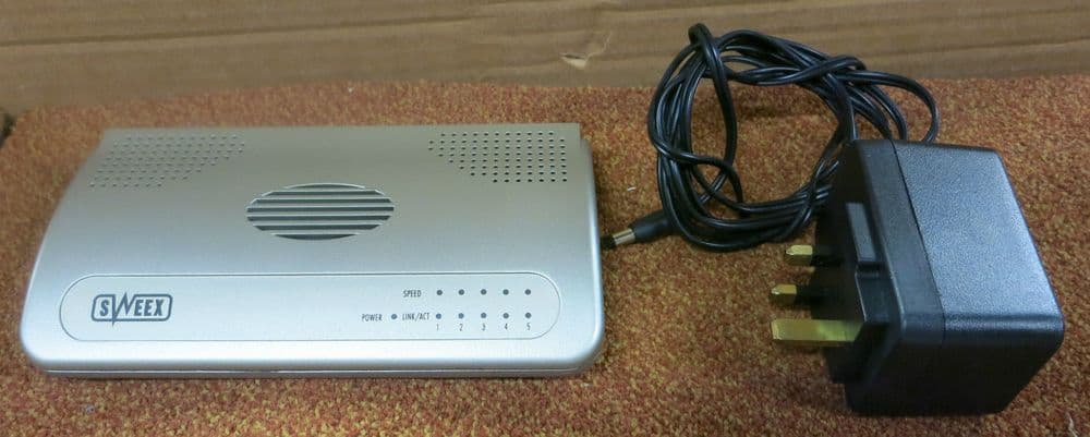 Sweex SW101 5-Port 10/100/1000Base-T Network Ethernet Switch SW101UK