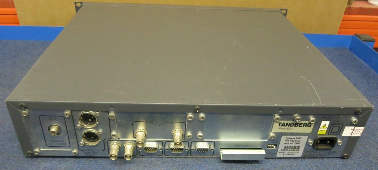 Tandberg Television System 3000 Professional Receiver Plus M2/PSR/NDC E9001