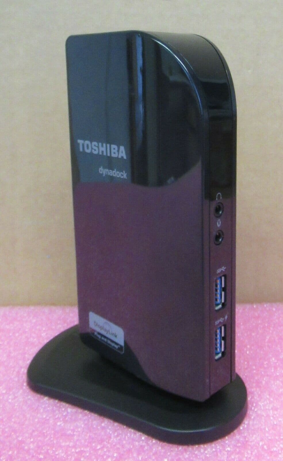 Toshiba Dynadock V3 0 USB 3 DVI-I Port Replicator Docking Station ...