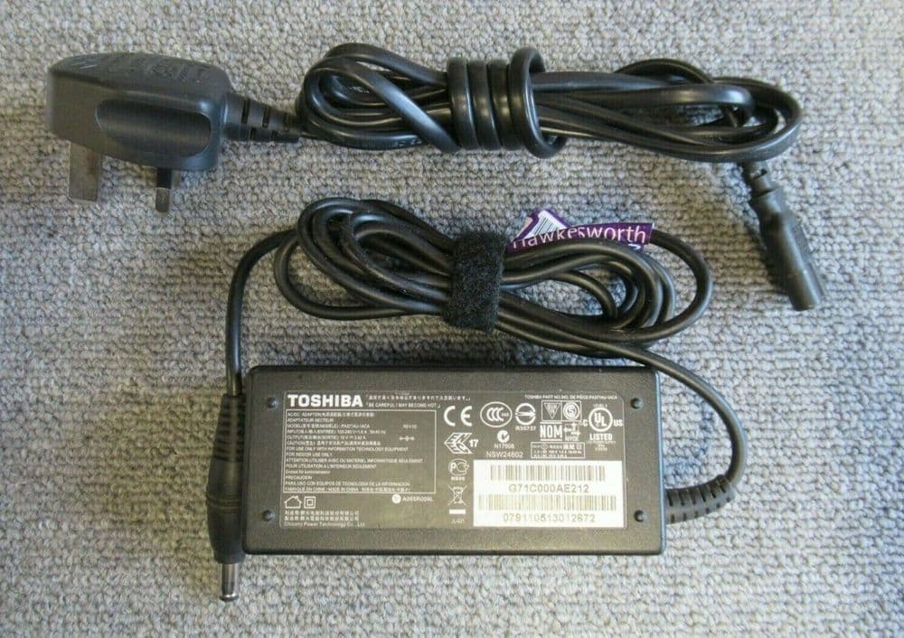 Toshiba PA3714U-1ACA Laptop/Notebook AC Power Adapter Charger 19V 3 42A 65W