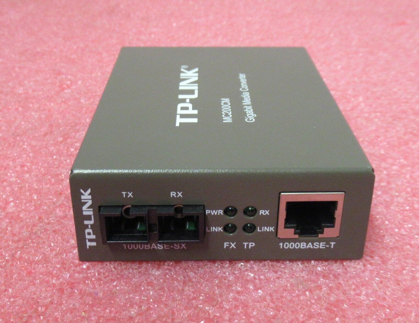 TP-Link MC200CM Gigabit Multi-Mode Media Converter With AC Power Adapter