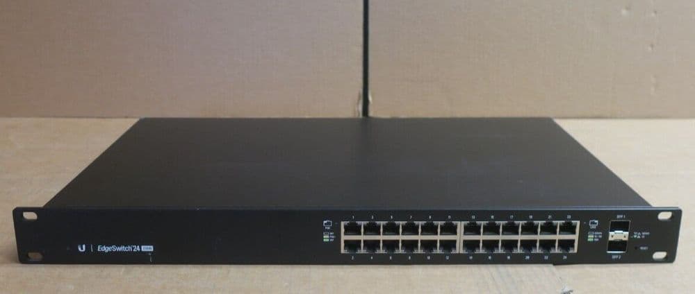Ubiquiti EdgeSwitch 24-Port Gigabit Ethernet PoE 2x 1Gb SFP Switch340