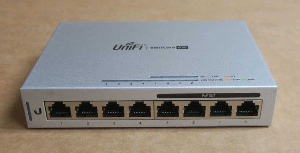 Ubiquiti UniFi 8-Port RJ45 Gigabit Ethernet 4-Port PoE Managed Switch ...