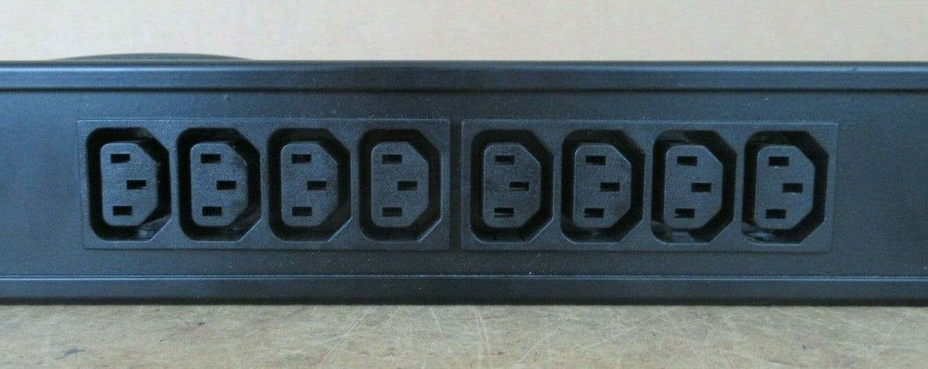 Unbranded 1U 19" 8 Way Rackmount C13 Outlets Switch PDU 2 4M Lead With ...