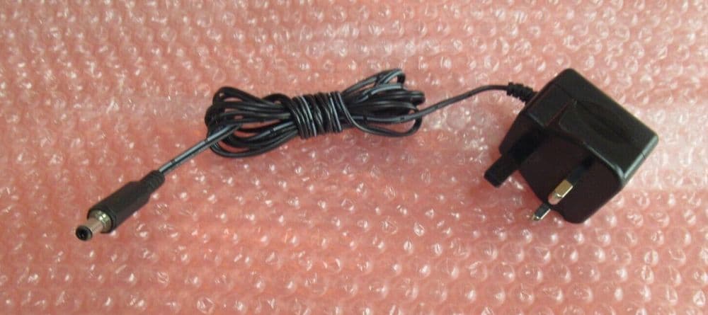 Unfive UNK310-0520 UK 3-Pin Plug AC Power Adapter 10W 5V 2A