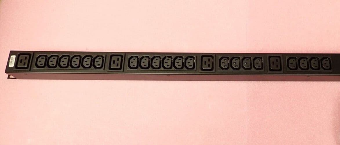 Vertiv Geist VP7551 rPDU Power Distribution Basic 230V 16A 3 6kW 20x ...