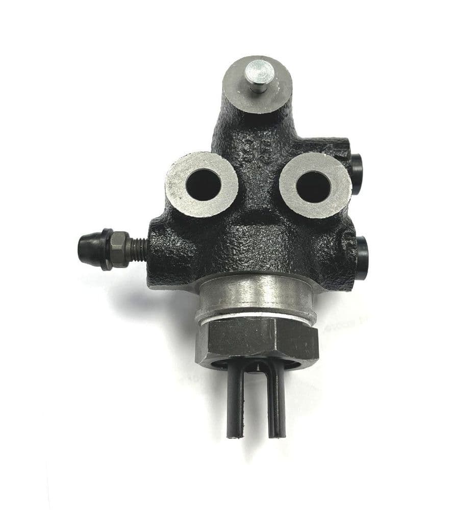 Isuzu Trooper 3.1TD UBS69 - Brake Load Sensing Valve