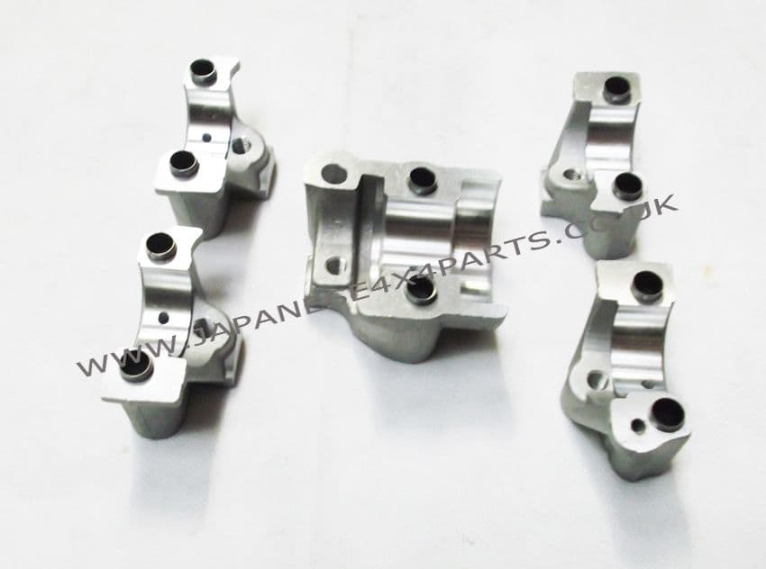 Mitsubishi L200 Pick Up 2 5TD K74 4D56 1996-2007 - Engine Camshaft Cap ...