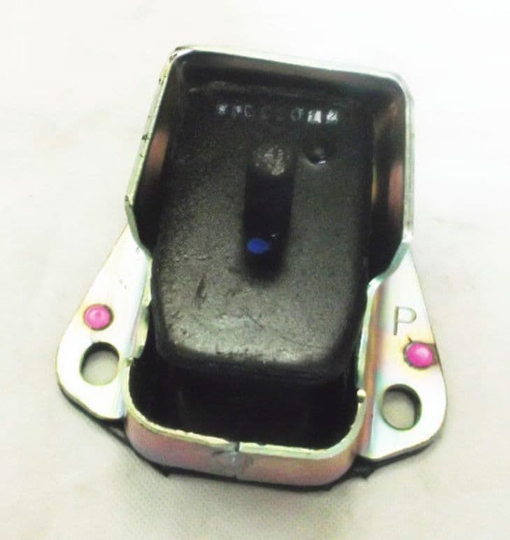 Mitsubishi L200 Pick Up 2 5TD K74 4D56 1996-2007 - Engine Mounting ...