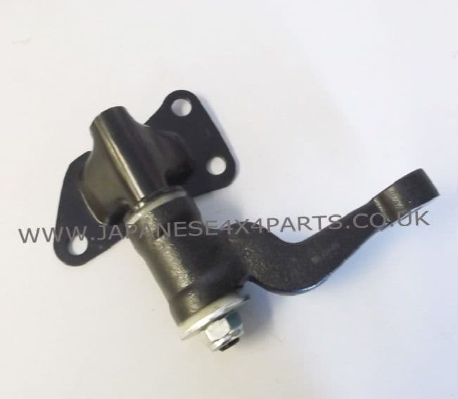 Nissan Terrano 2 R20P-KA24E 2 4 Petrol - Steering Idler Arm L/H/D