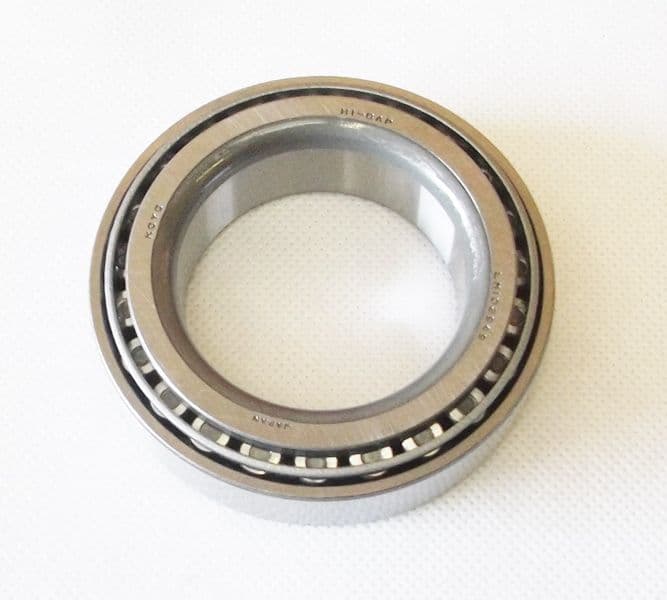 Toyota Hilux 2.4D Pick Up LN105R - MK3 (2L) (08/1988-07/1997) - Front ...