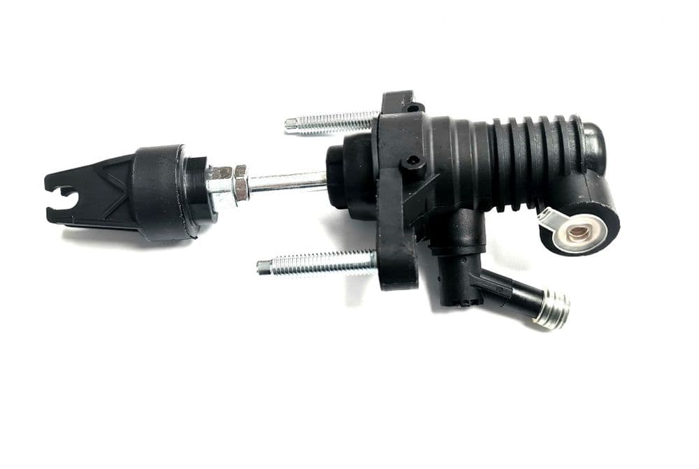 Toyota Hilux 2.4TD Pick Up GUN125 - MK7 (04/2016+) - Clutch Master Cylinder