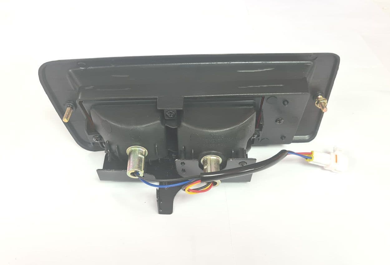 Toyota Land Cruiser Prado/Colorado 3 0TD KZJ90/KZJ95 - Rear Bumper Lamp ...