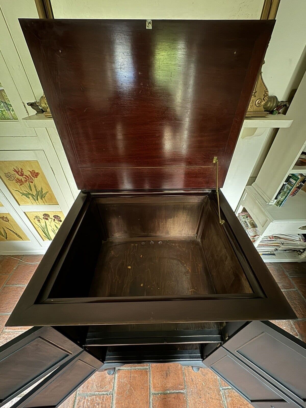 Vintage Solid Mahogany Lift Top Black Painted Music Stereo Cupboard Cabinet