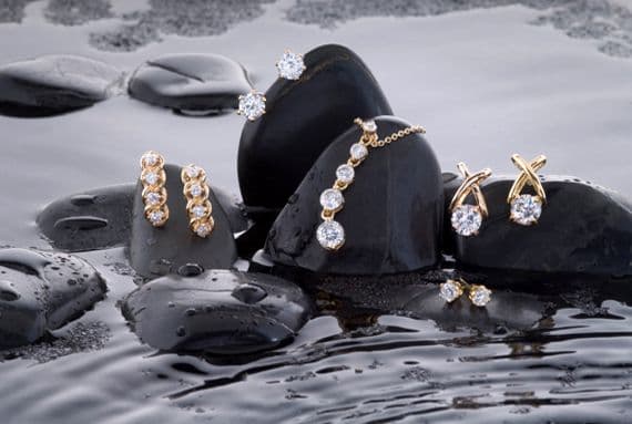 J R Jewellery - Rings, Pendants, Earrings, Bracelets