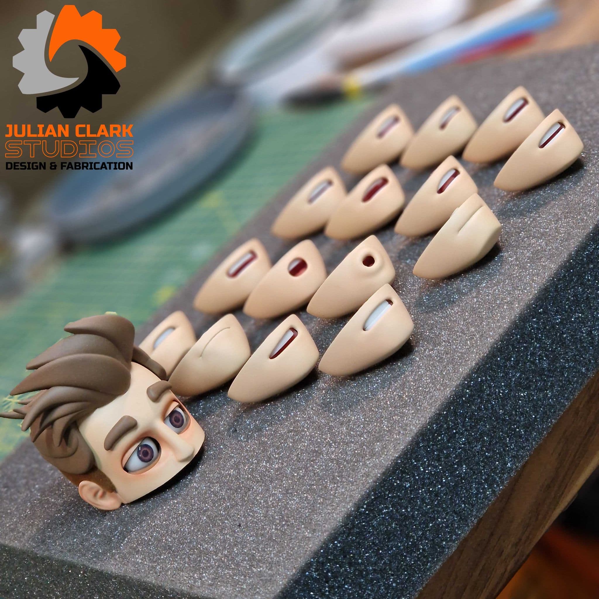 Advanced Puppet Head - Male