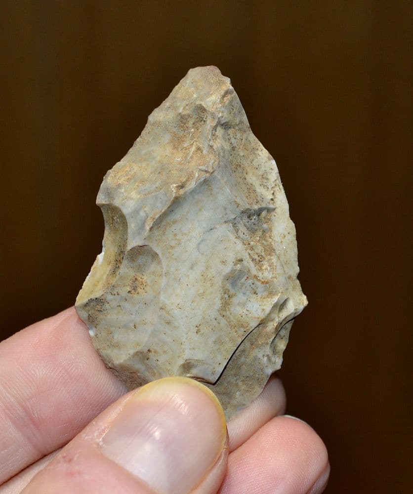 A good Paleolithic Neanderthal "Levallois" small flint spear head ...