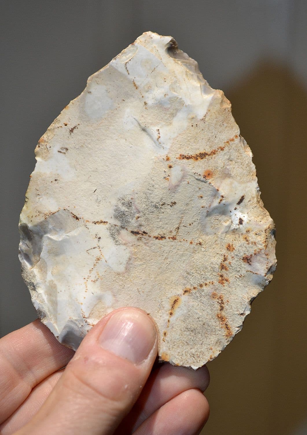 A good sized and attractive Upper Paleolithic flint "Piriform" Teardrop ...
