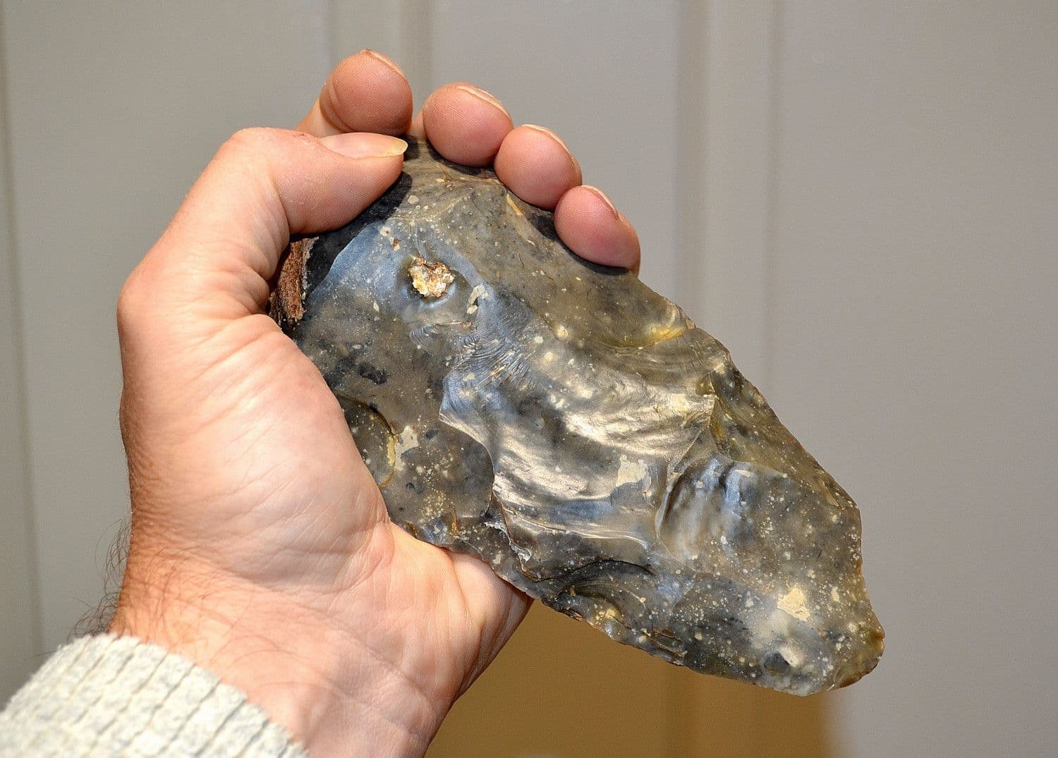 A large and excellent Paleolithic Neanderthal MAT Mousterian ...