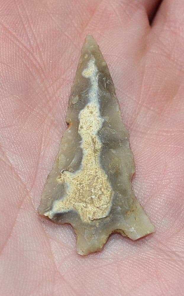 A large slender & nicely worked Early Bronze age Barbed & Tanged flint ...