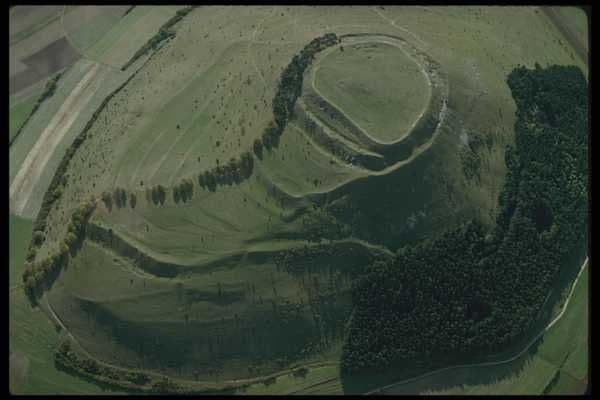A major segment of a rare Bronze age pottery loom weight found on Mount ...