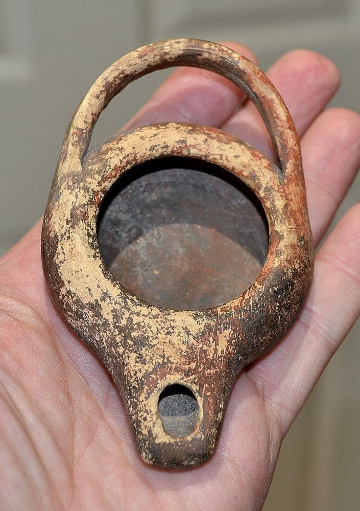A scarce excellent and intact Ancient Greek terracotta "Padlock" Oil ...