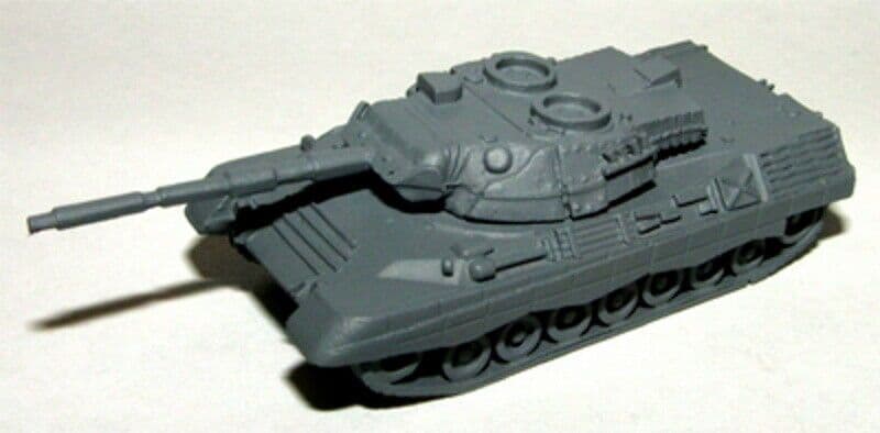 Minifigs 10mm/12mm Modern German MGV004 Leopard 1A5 MBT x 1