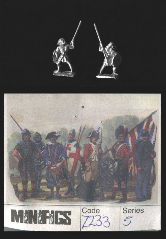 Minifigs 15mm Dark Ages Z233 Berber Tribesmen with Javelin & Shield x 8