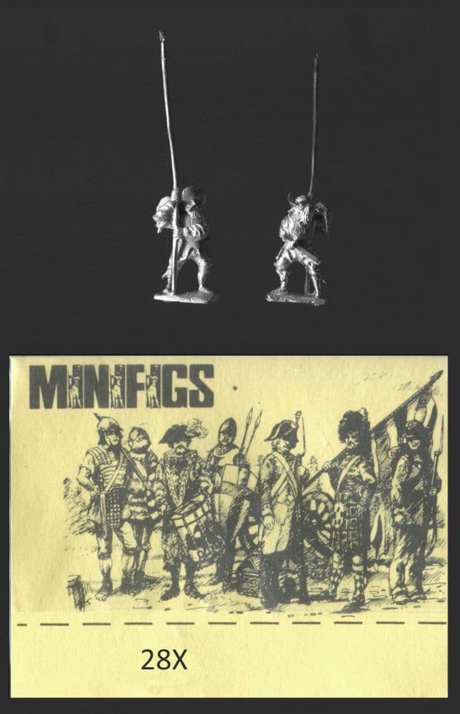 Minifigs 15mm Renaissance Early 16th C 28X Landsknecht Armoured Pikemen x 8