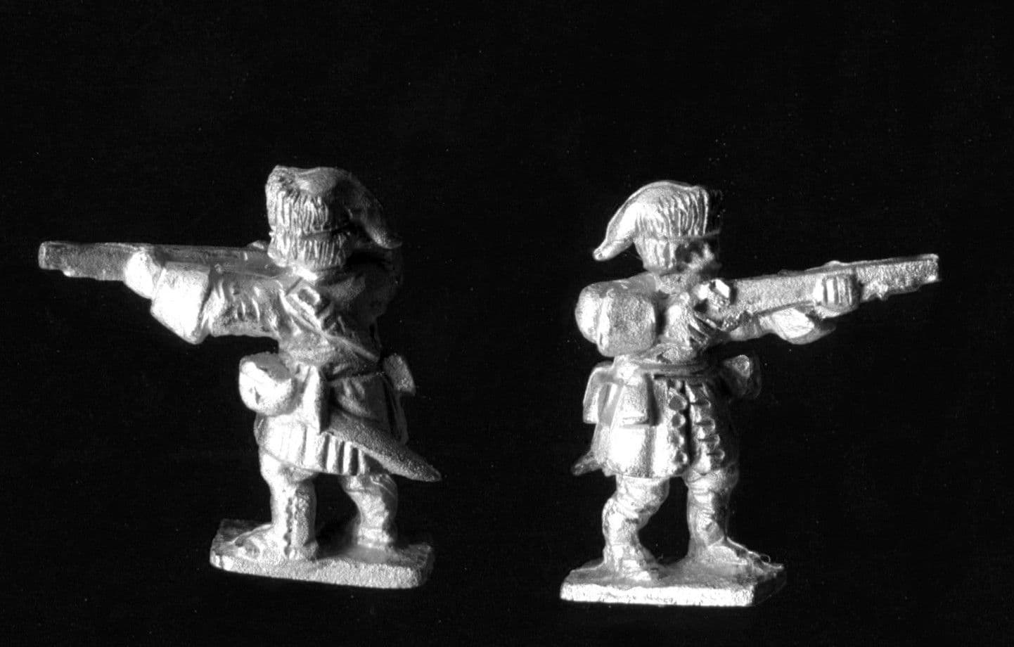 Roundway 15mm Marlburian RM62 French Dragoons on Foot Firing x 8