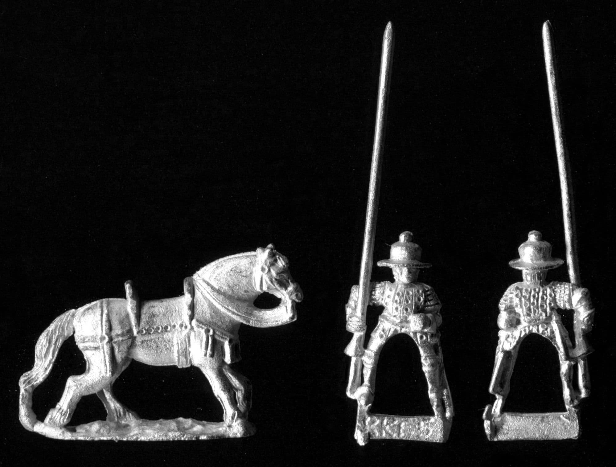 Roundway 15mm Renaissance RKE05 English Scourers Border Horse x 4