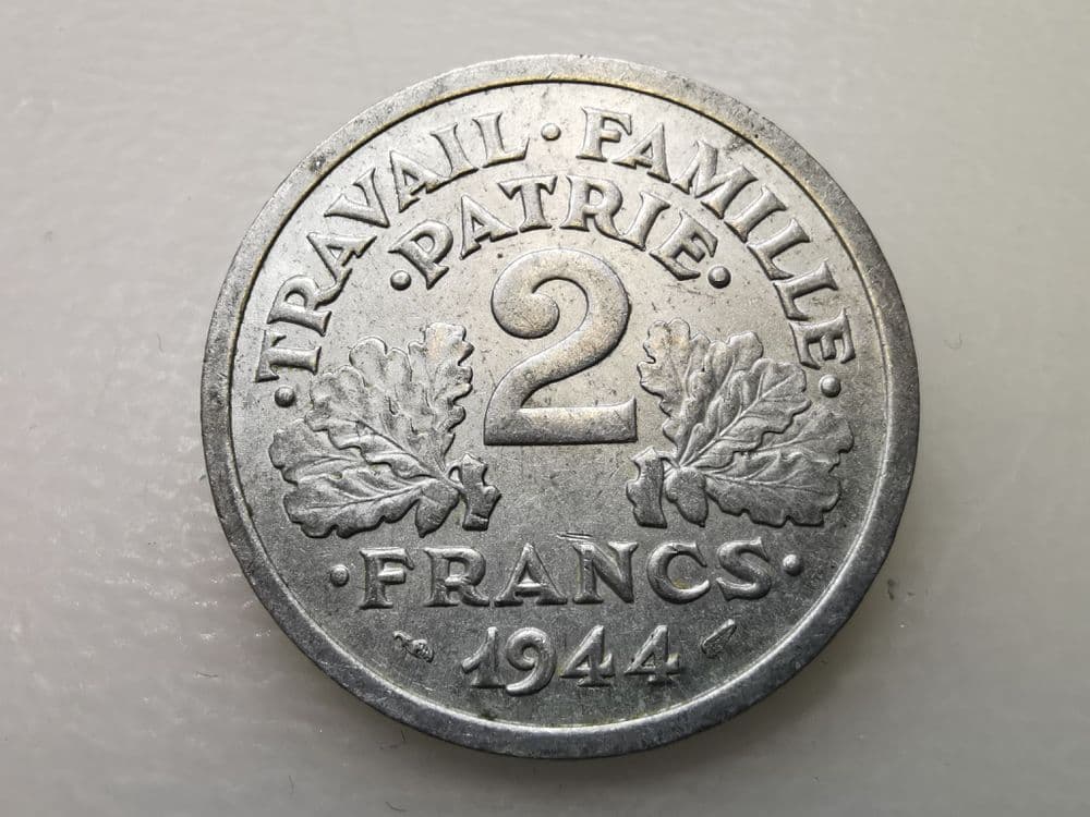 France Vichy State Two Francs 1944 C VF CS2803
