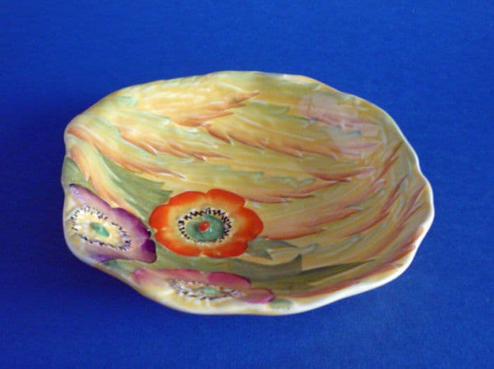 Carlton Ware Embossed Anemone Dish c1935