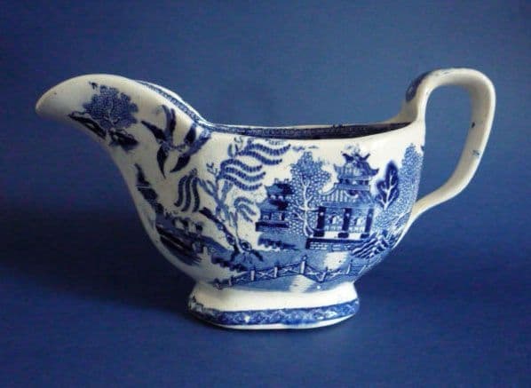 Fine Early Victorian Staffordshire Pottery Willow Pattern Gravy Boat c1840