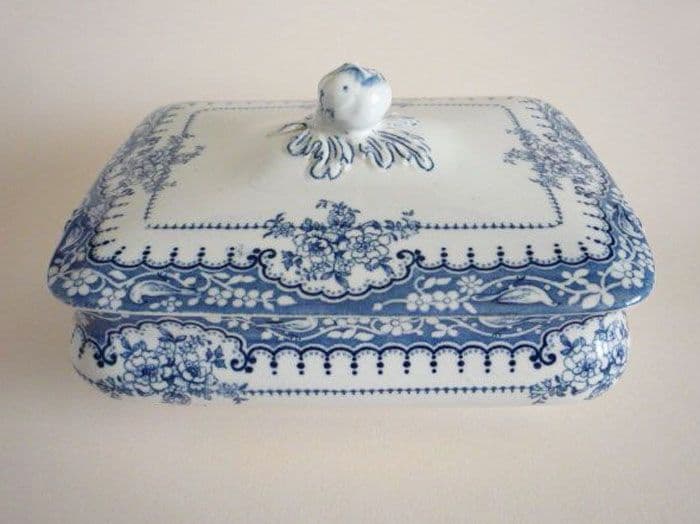 Maling CETEM Ware Formosa Vegetable Tureen c1900