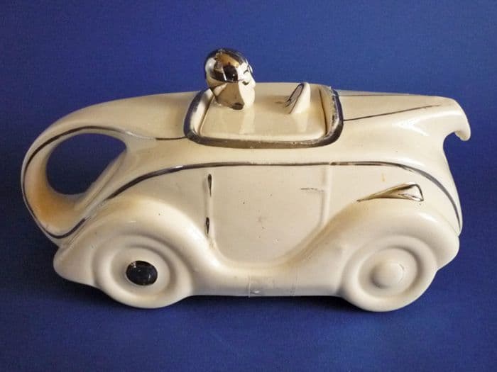Sadler s Classic 1930s Art Deco Cream Racing Car Teapot OKT42 Sold