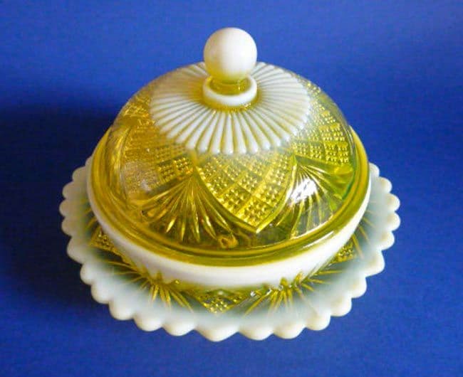 Superb Rare Davidson s Yellow Pearline Glass Lords and Ladies Covered ...