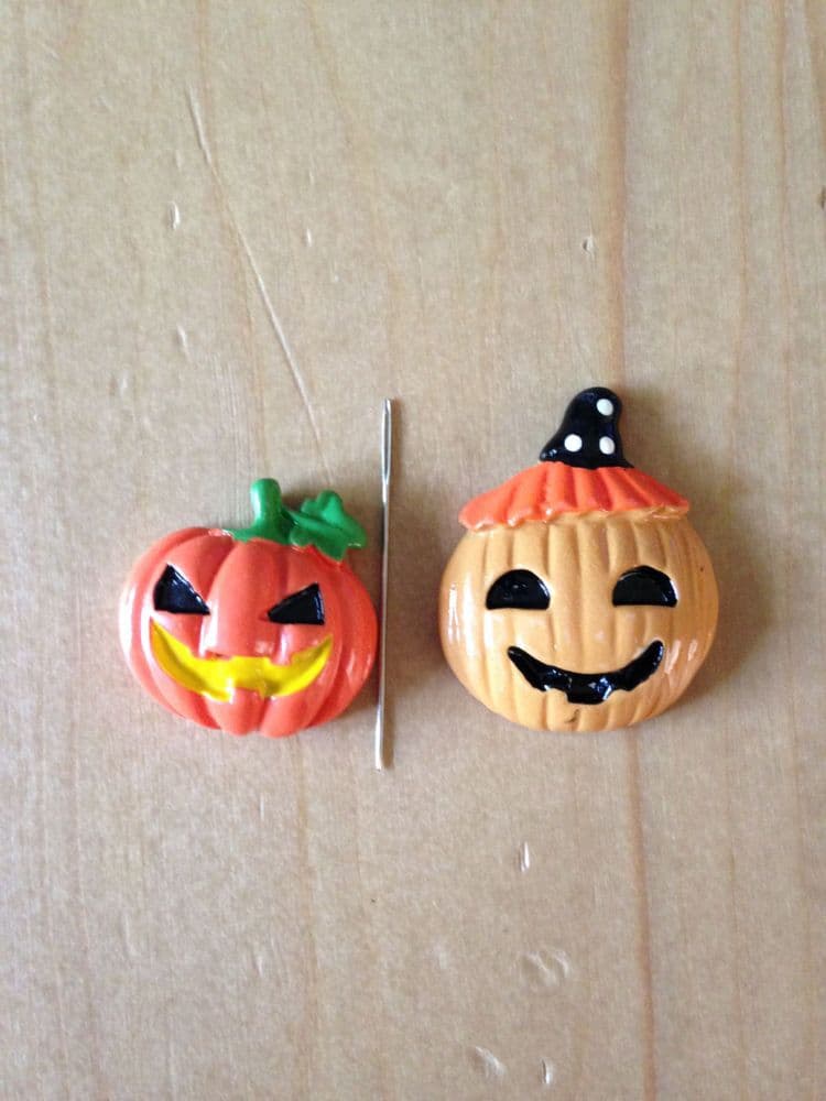 Pumpkin Needle Minder