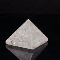 Clear quartz Pyramid