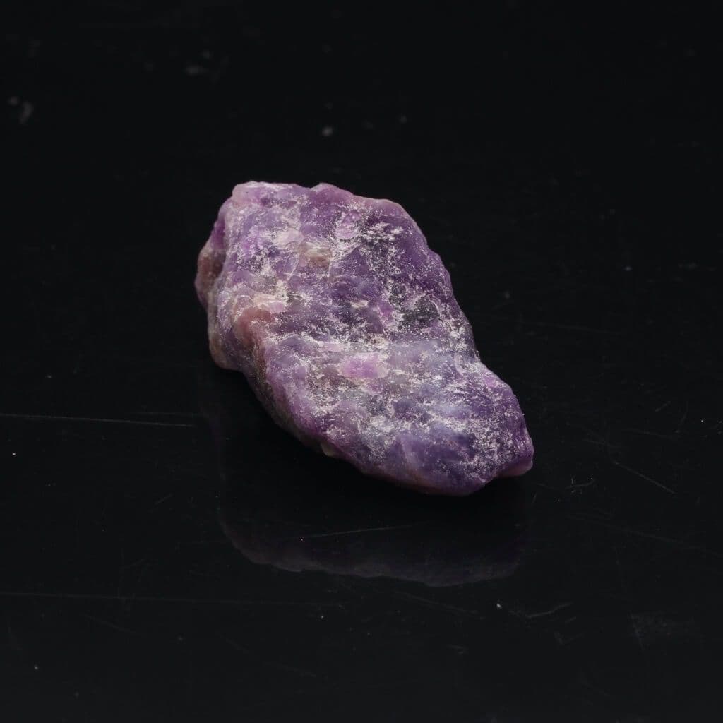 Hackmanite | Crystals For Healing